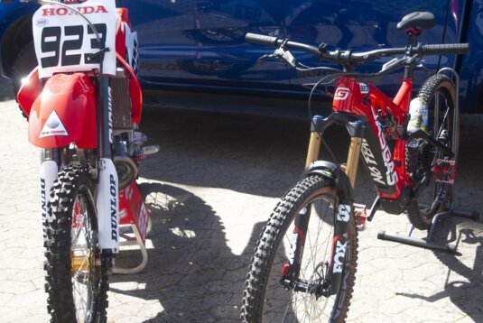 Project Ride Red - West Coast Racing & Silver7